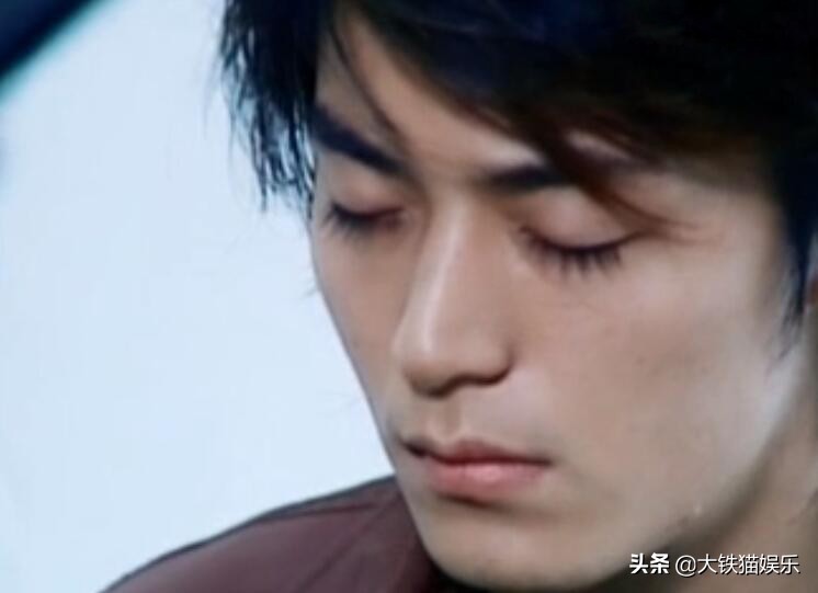 6 male celebrities with "eyelash essence", their wild eyelashes are ...