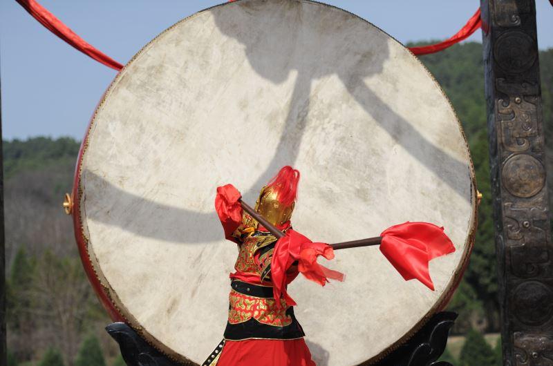 How did the ancient times convey information?What are the common long ...