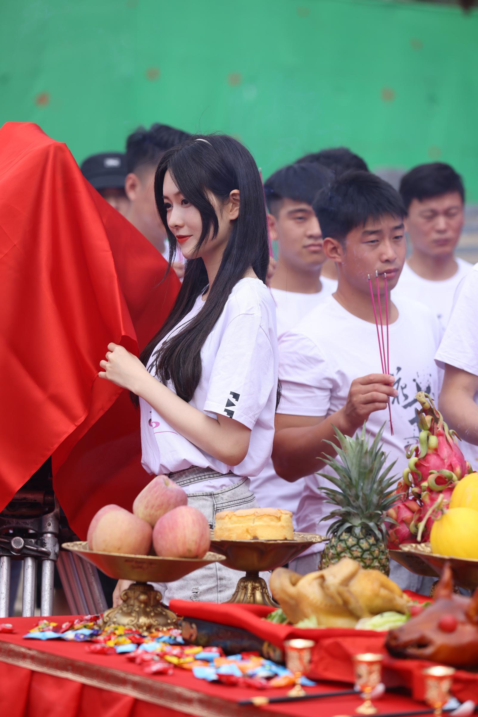Siba Film and Television's Fantasy Fairy Show "Hua Rong" Launches Lu Tingyu Surprisingly ...