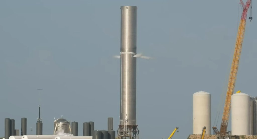SpaceX Super Heavy Booster Prototype Passes Low Temperature ...