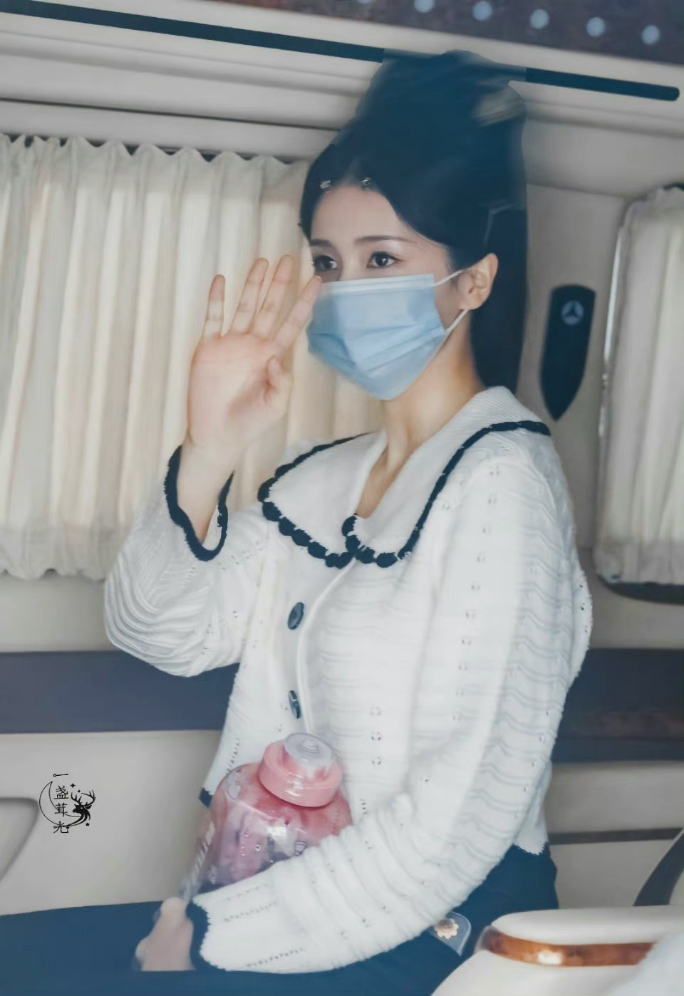 "Long Moon Without Ember" Reuters, Luo Yunxi and White Deer are the ...