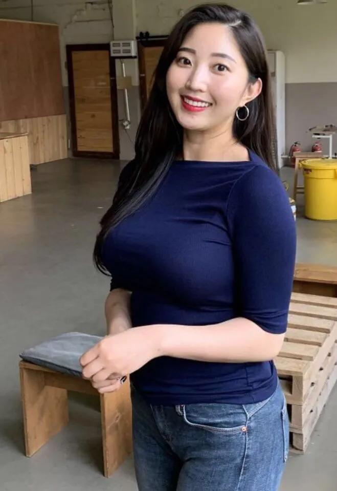 South Korea's fat goddess Park Sun-woo - iNEWS
