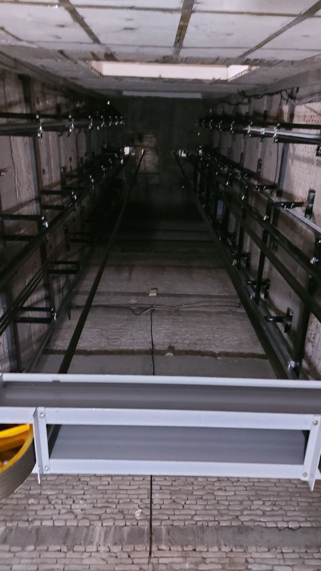 The elevator track is installed - iNEWS