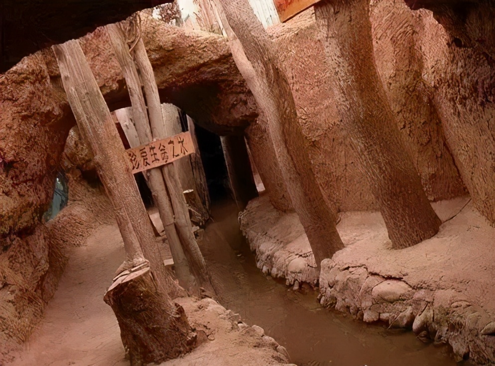 The largest and most complex underground water conservancy in China ...