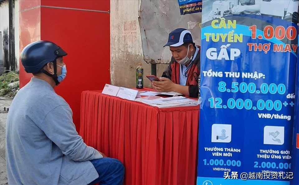 The place with the highest per capita income in Vietnam last year was ...