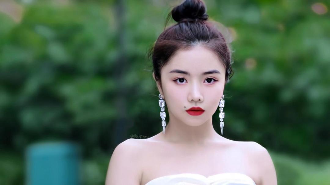 Little gossip, Yang Zi, Zhang Yixing, Li Chen, An Qi Yu Shuxin, Liu Yu ...