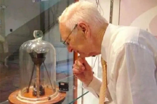 "Immortal Nobel" Prize: Asphalt drip experiment, two professors died ...