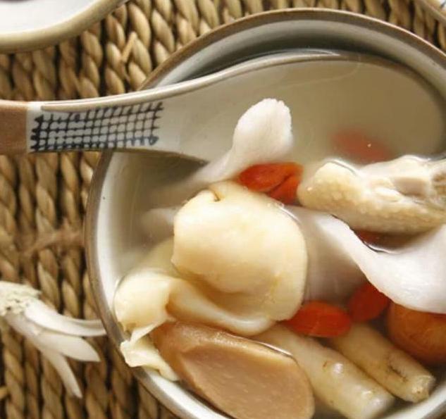 The pigeon soup is delicious - iMedia