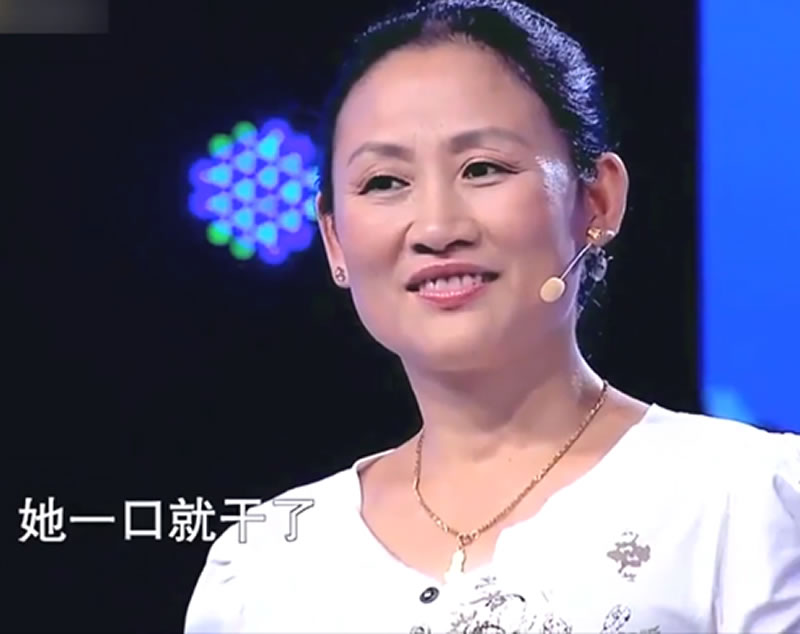 Asia's No. 1 Giant Zhang Juncai: 2.42 meters tall, half a head taller ...