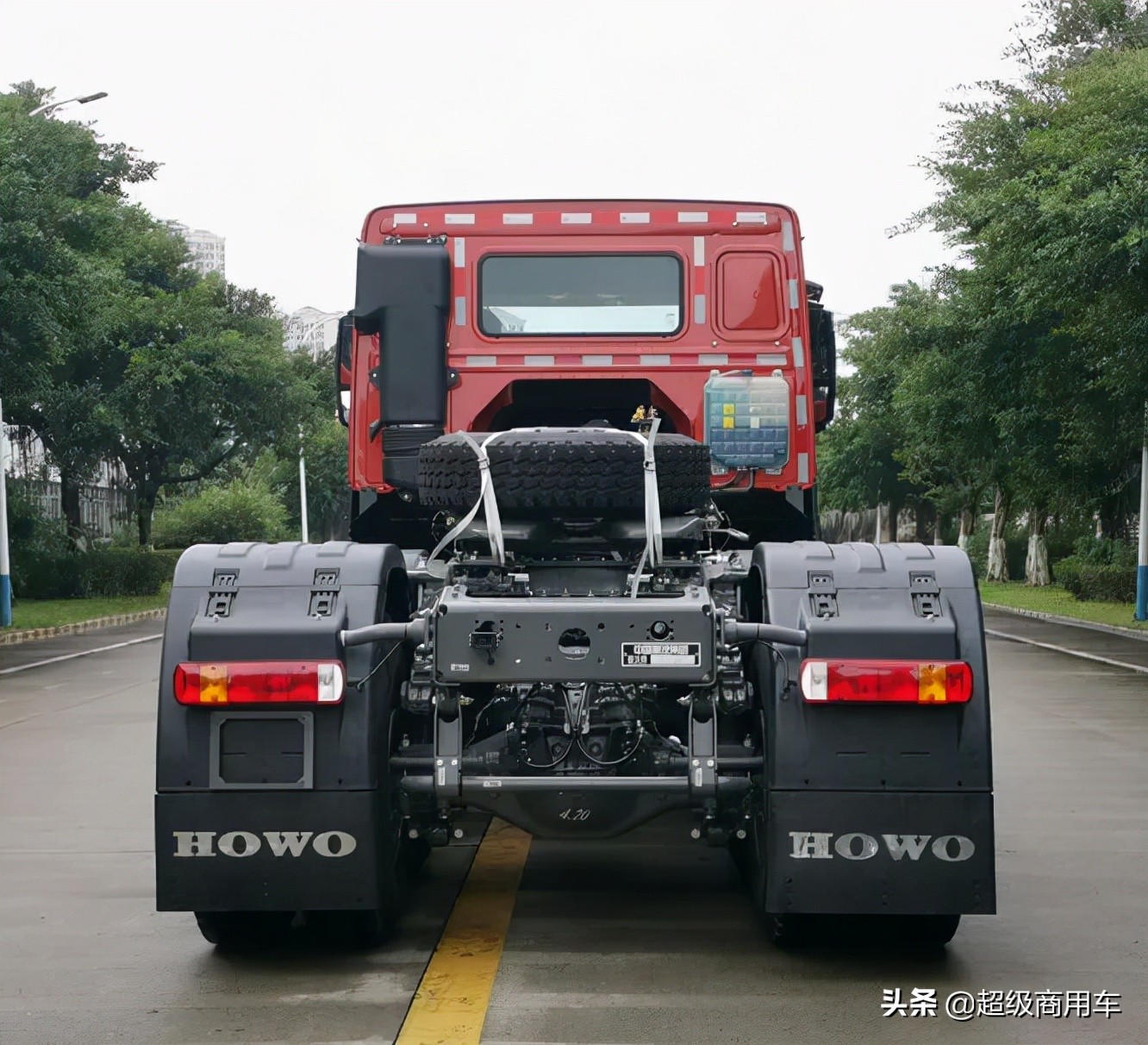 Howo V7 tractor equipped with Weichai WP12 is here - iNEWS