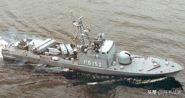 The "Tiger" type at sea, the 148-class "Tiger" guided missile speedboat ...