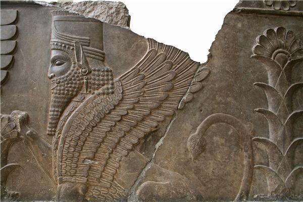 What are the characteristics and significance of the carving art of the ...