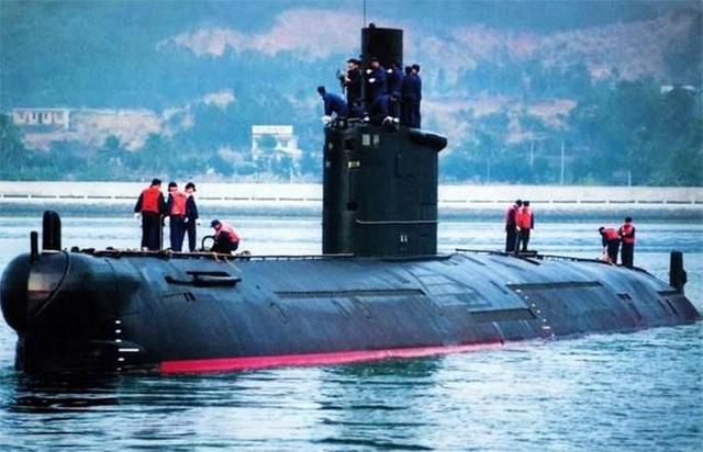 The 361 submarine incident: The fishermen opened the hatch to see that ...