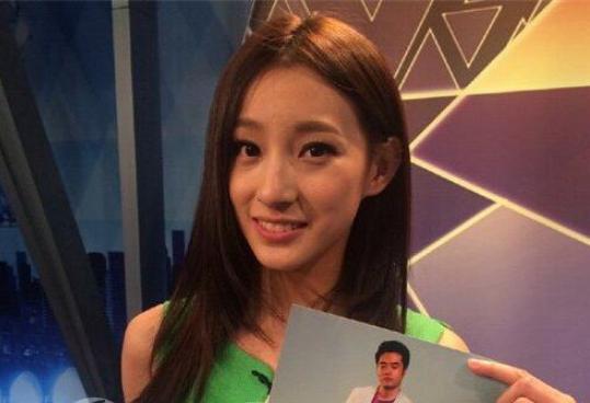 "CCTV's No. 1 Beauty" Ma Fanshu, who fell off the catwalk swim trunks ...