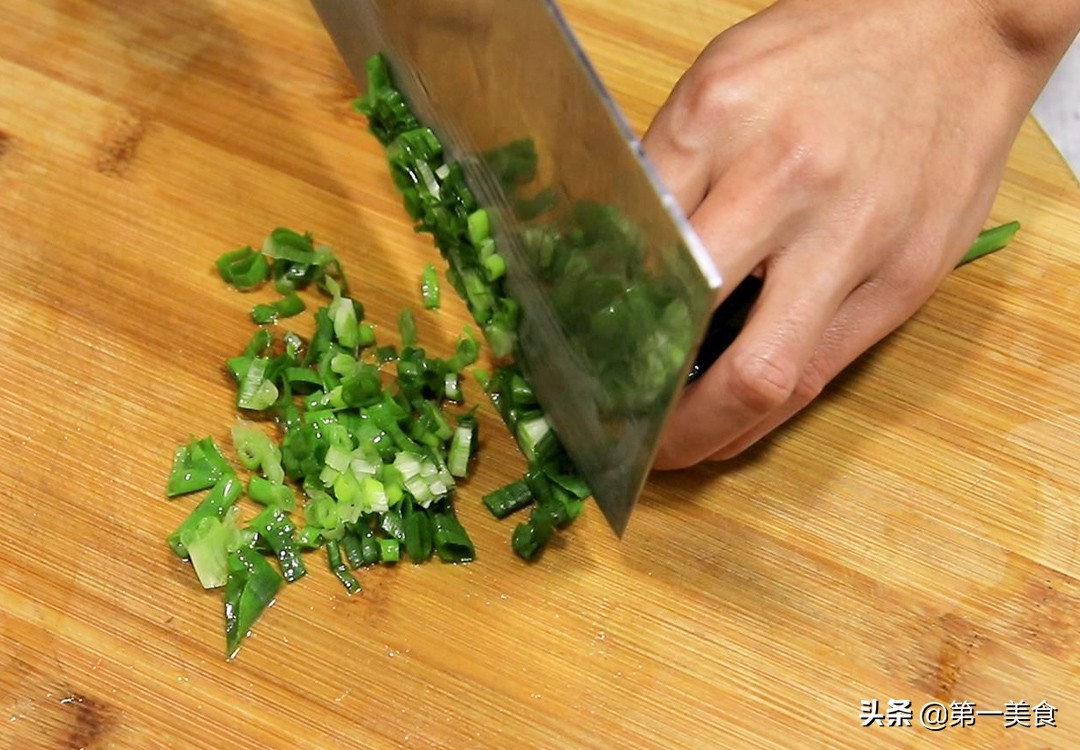 Eggs are eaten differently, the chef teaches you to make tiger skin ...