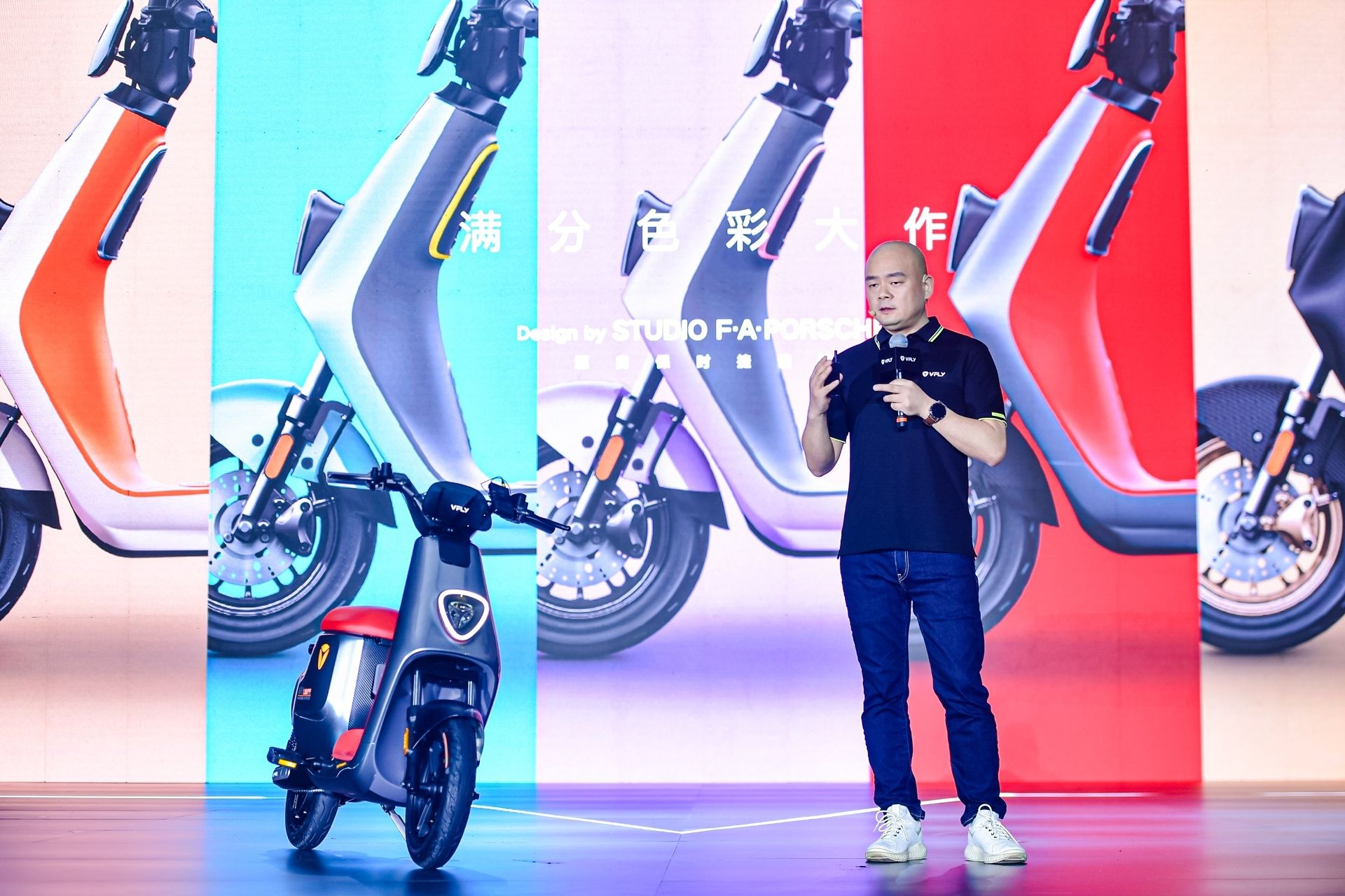 Yadea enters the "new track", how does VFLY break the high-end two ...