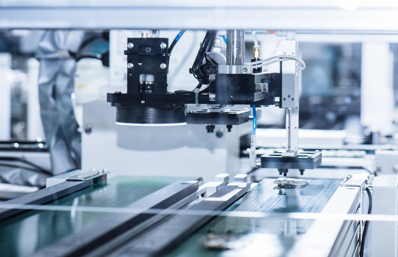 China's first domestic lithography machine delivered! Both the ...