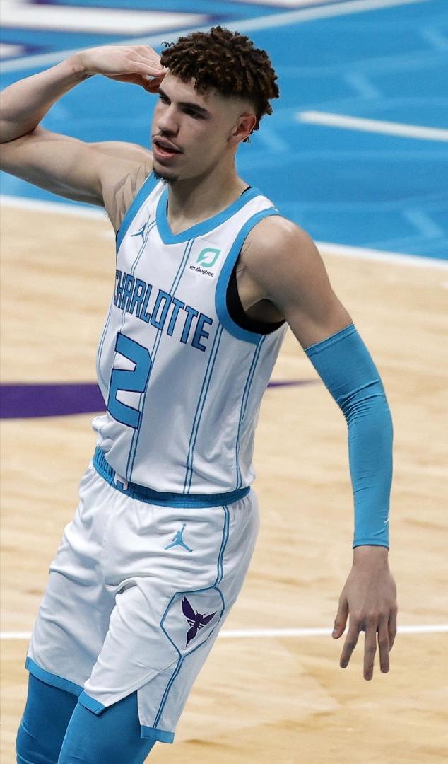 The three brothers of the ball, the Hornets freshman Ramello Ball-the ...