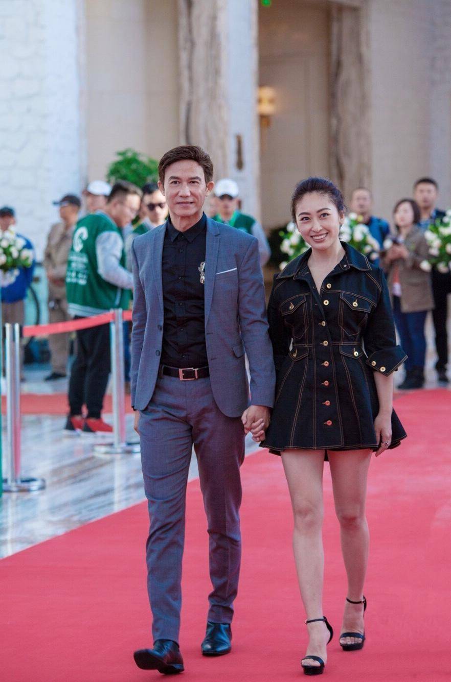 "The First Beauty of the Hui Nationality" Wang Yaqi: once lived with Zhang Tielin, married Li ...