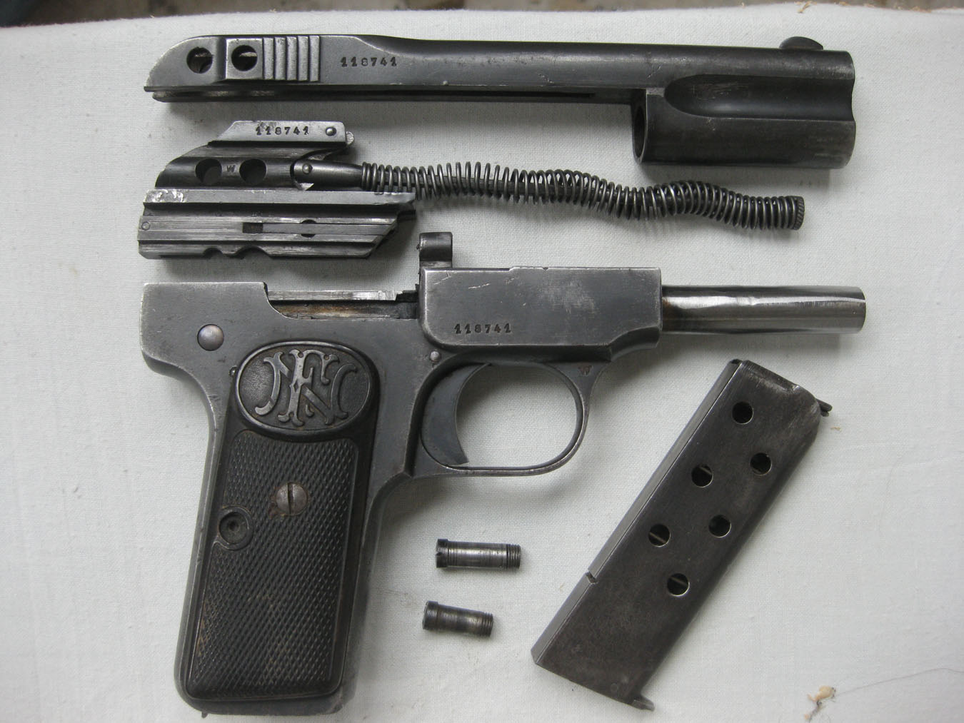 Browning's masterpiece of the century-Browning M1900 pistol - iNEWS