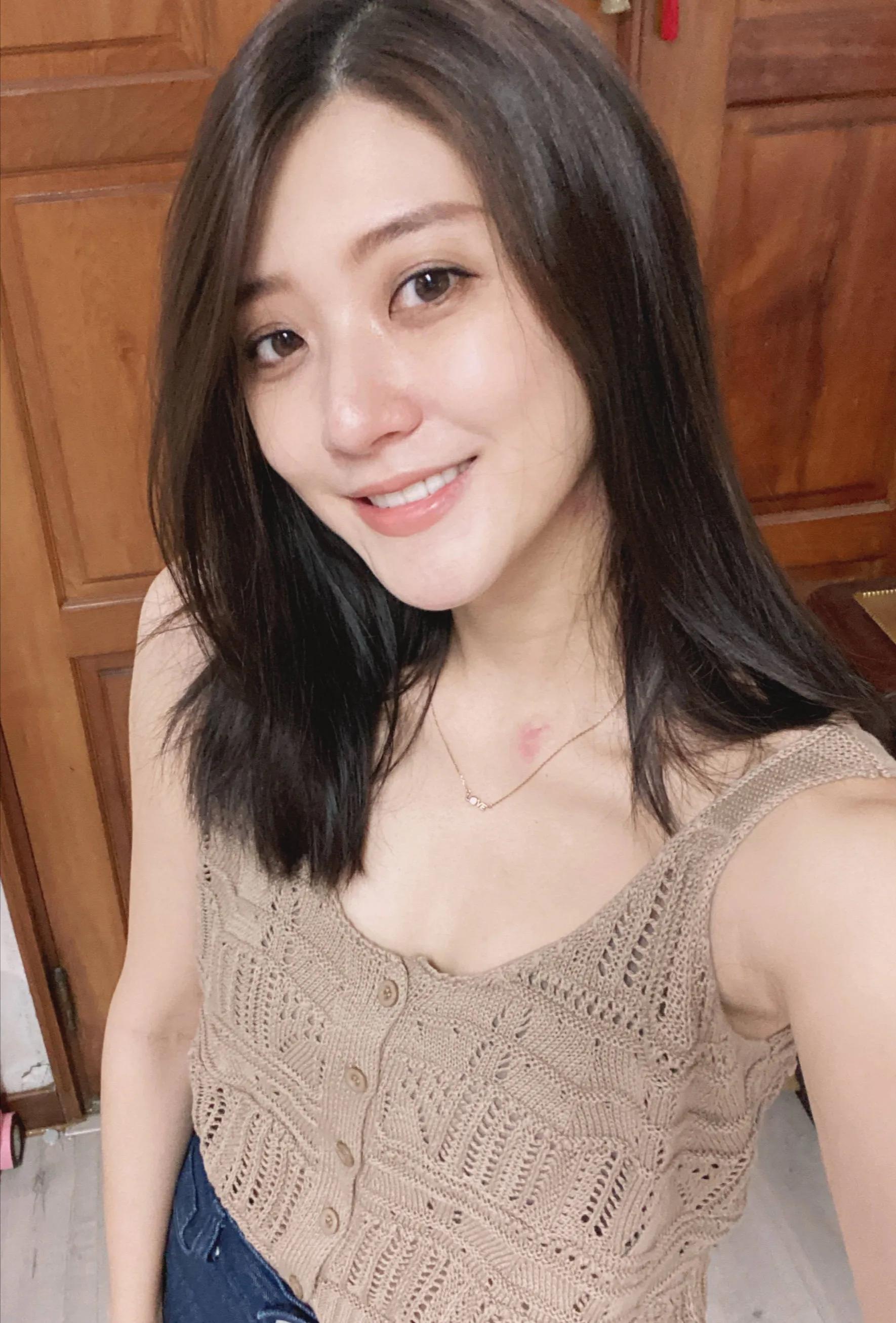 Taiwanese female artist Lin Yixin - iNEWS