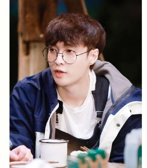 Entertainment gossip: Yang Yang, Xiao Zhan, Reba, Zhang Yixing, Gong ...