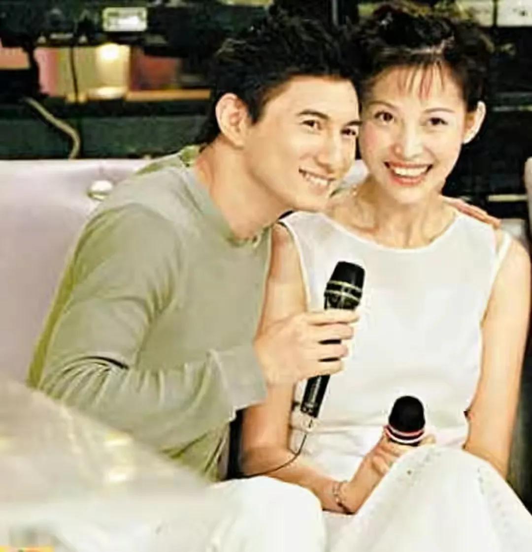 "Dazzling Husband and Demon" Cai Shaofen, with the rich and powerful ...