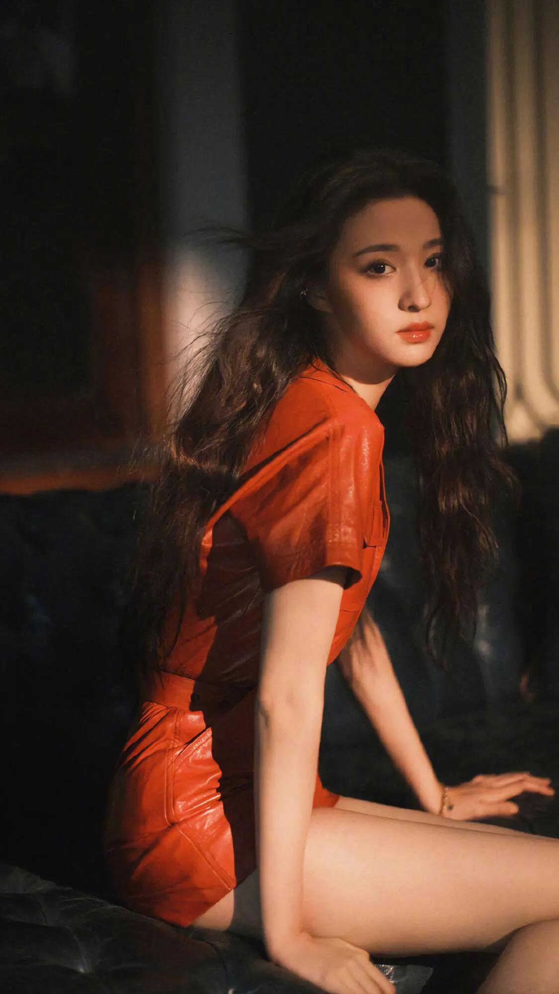 Star Fashion Wang Churan - iNEWS