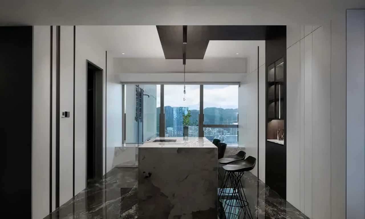 280 square meters large flat floor, capable and advanced space look and ...