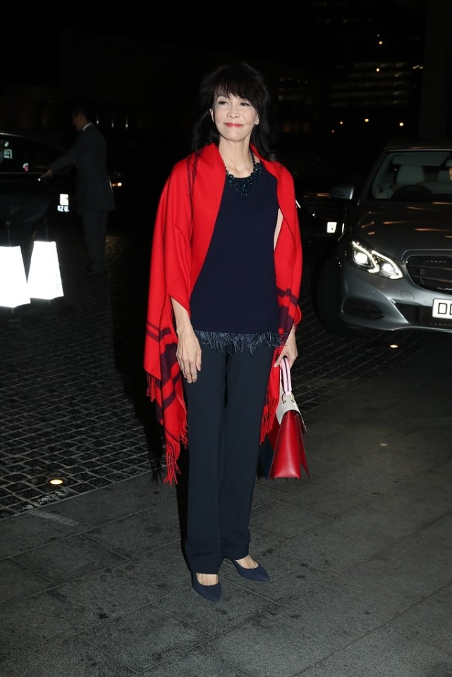 Zheng Yuling is over 60 years old and refuses to accept the old, the ...