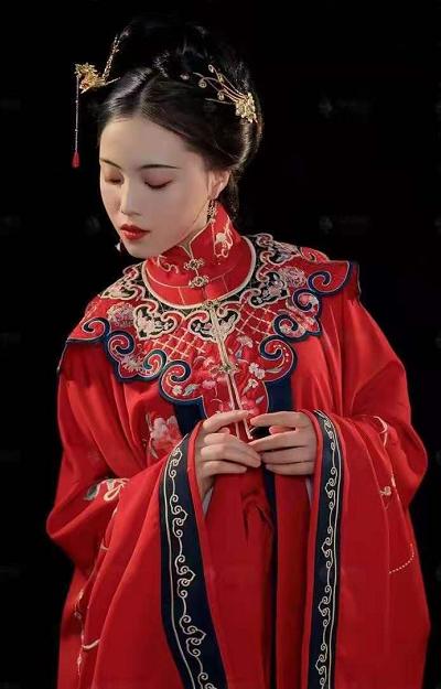 Popular Science of Ancient Women's Makeup-Ming Dynasty Makeup - iNEWS