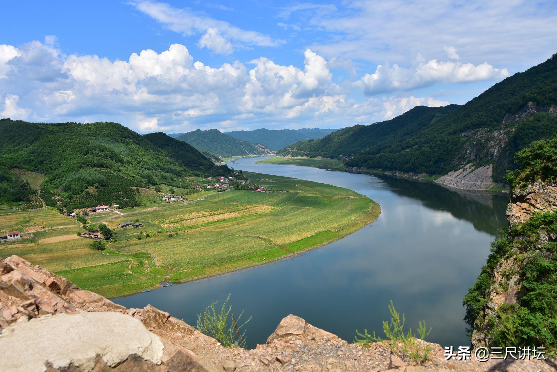 The Hun River in Qingqing: a big turn and the estuary that merges into ...