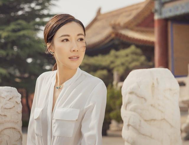 TVB Huadan Li Shiyi's diamond ring announced her marriage, her ...