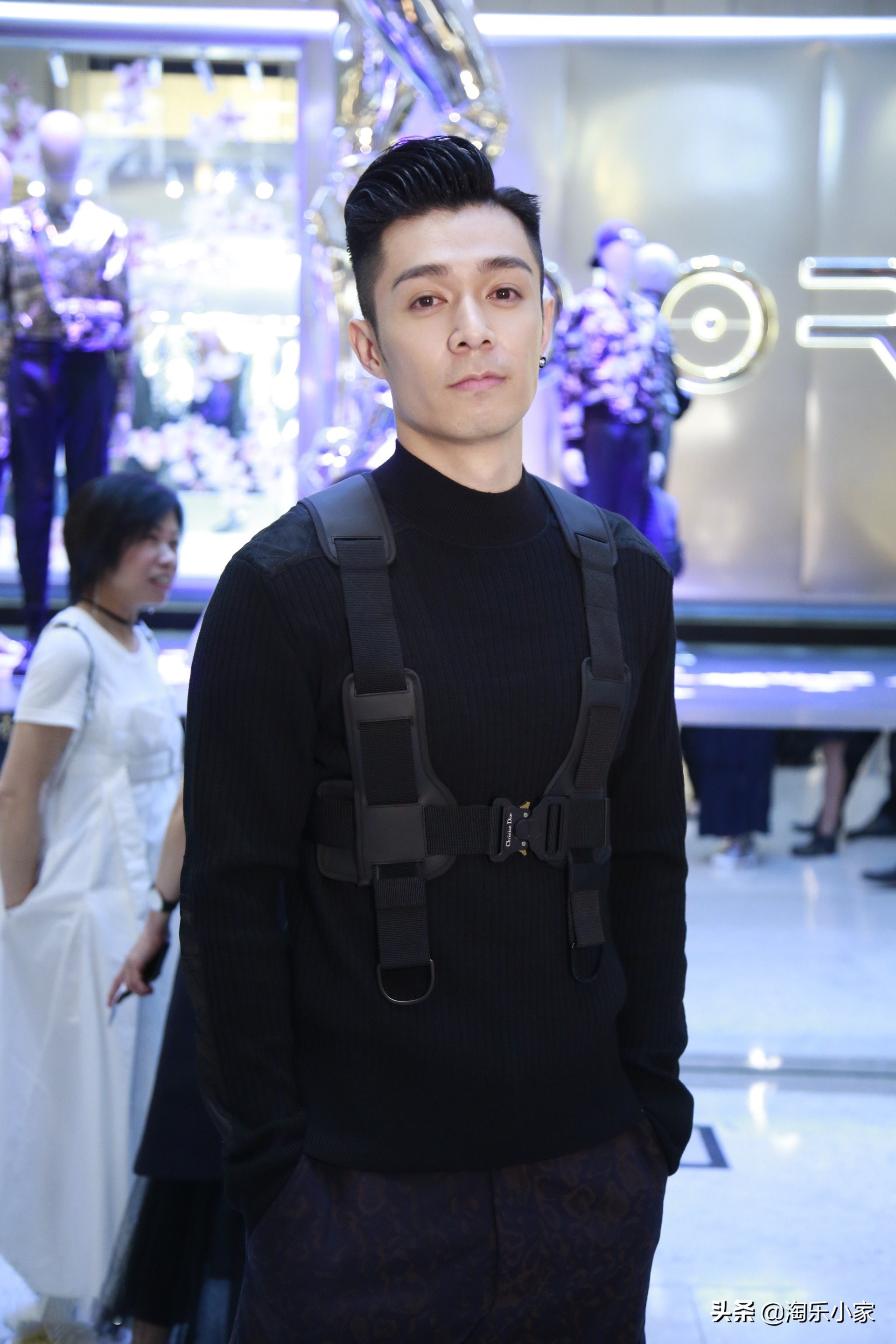 Online TVB broadcasts a new "Eight Dragon Slayer", the cast is shocked ...