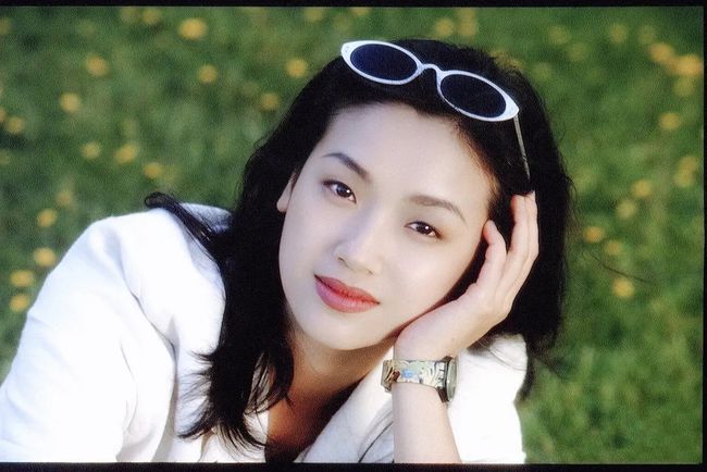 The Mystery of the Retirement of "The Goddess of Art" Wu Qianlian - iNEWS