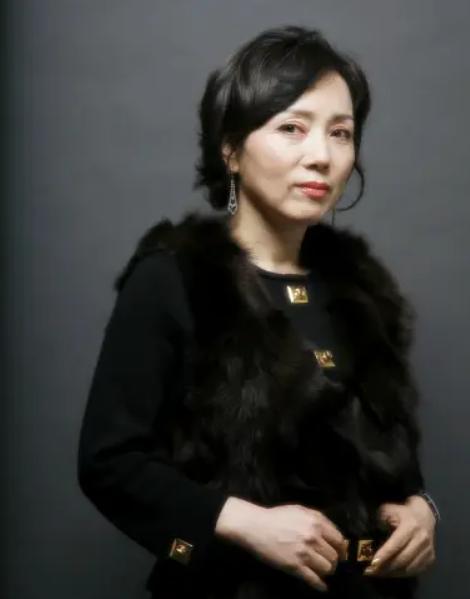 Actor Kim Min-kyung passed away at the age of 61 and starred in "The ...