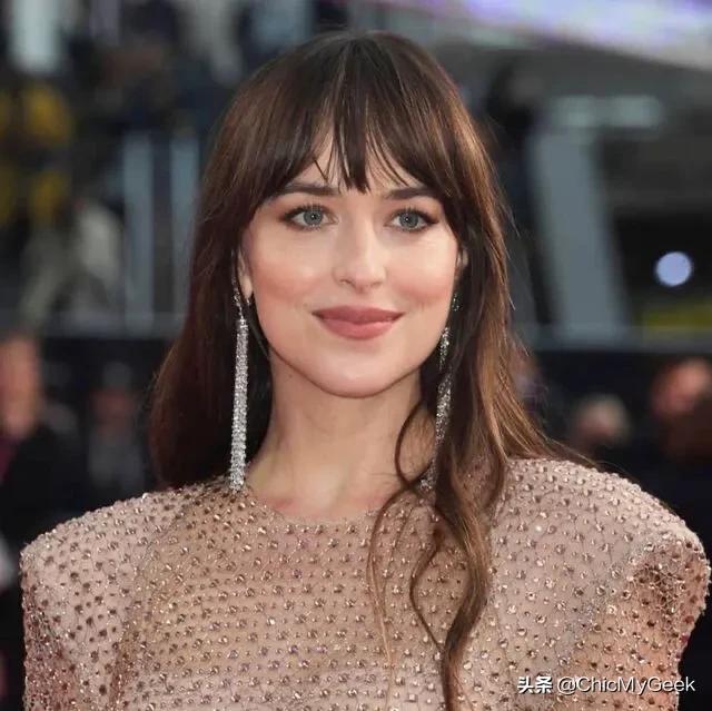 Coldplay lead singer confesses his girlfriend in concert!The current ...