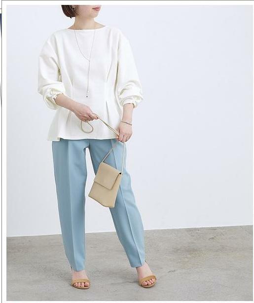 Mature and beautiful casual wear is a hot topic for adult ladies to ...