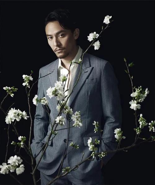 Zhang Zhen, a "crazy" actor who does not depend on his appearance but ...