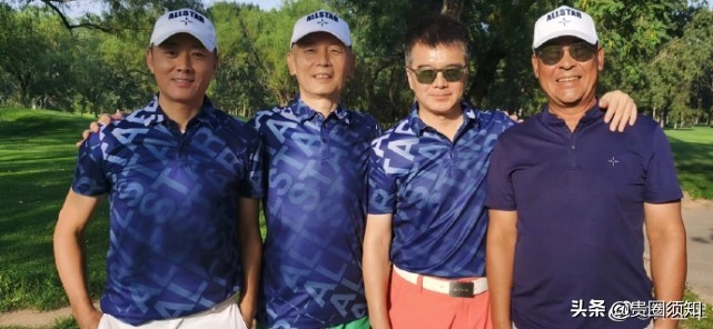 Xu Yajun sun and the four major actors playing golf, 64-year-old Ge You ...