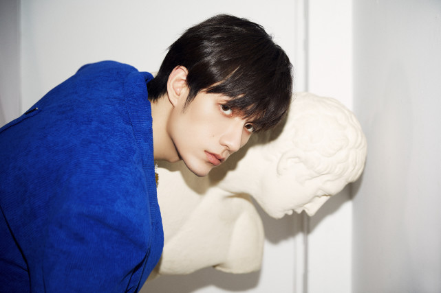 Zhang Yanqi joins 88rising as Wang Jiaer's younger brother to bid ...