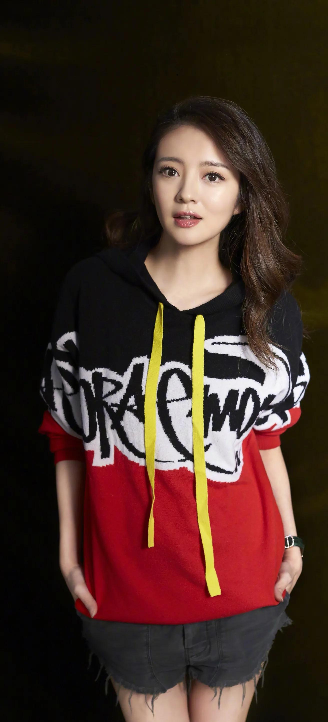 Taiwan actress An Yixuan's exquisite atlas - iNEWS