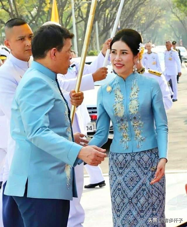 The status of Royal Concubine Sinina is improved, and her birthday ...