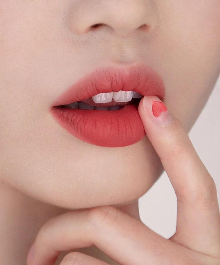 Can you purse your lips after applying lipstick?Answer: No!Otherwise ...