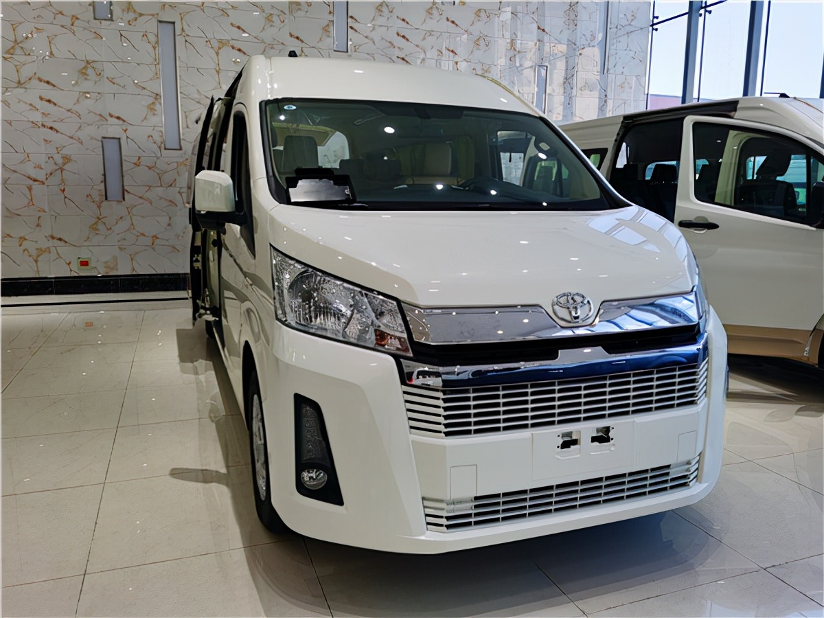 Imported 9-seater version of Toyota Hiace, upgraded Alpha seats, luxury ...