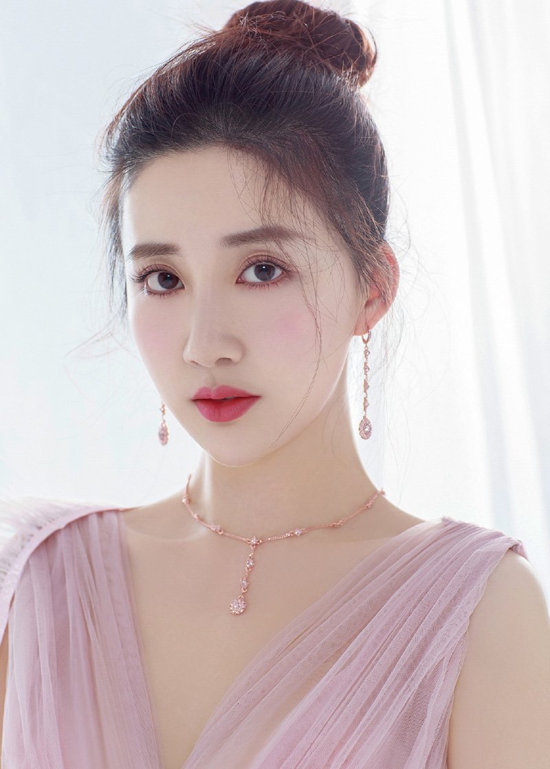 Chen Xinyu Youth Charming Photo Picture - iNEWS