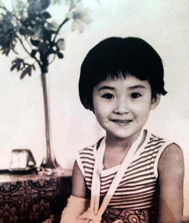 The "love history" of Xu Qing, "the stunner in the world", her story is ...