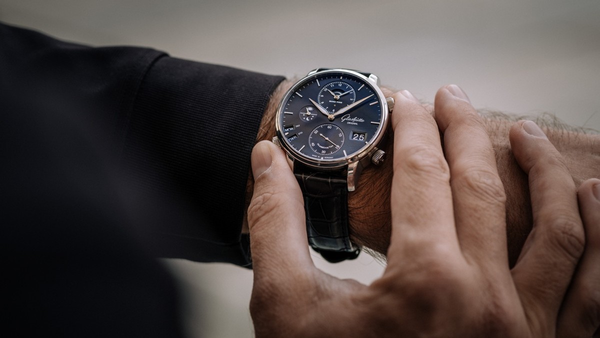 Bai Ruiyun appointed as Glashütte Original brand ambassador - iNEWS