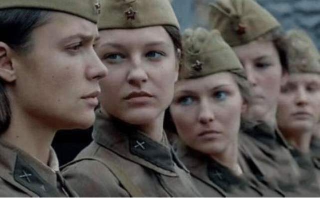 After World War II, how did countries deal with female traitors? The ...