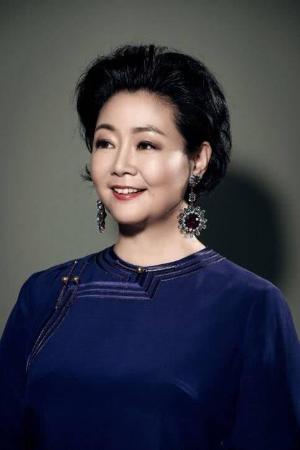 Sarina: Before she became famous, she repaired a blower in a machinery ...